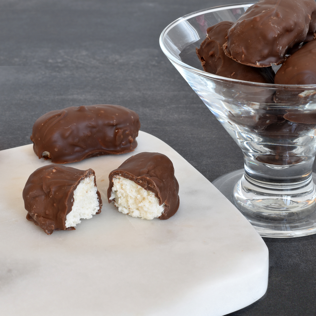 Home made Bounty bars without added sugar - Sukrin