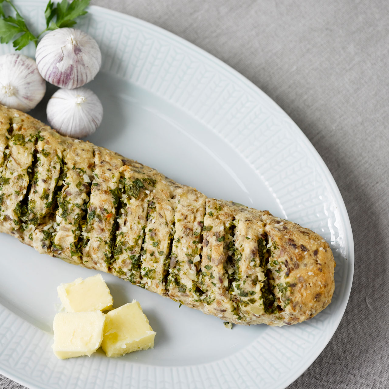 Garlic baguette with Fibre bread mix - Sukrin