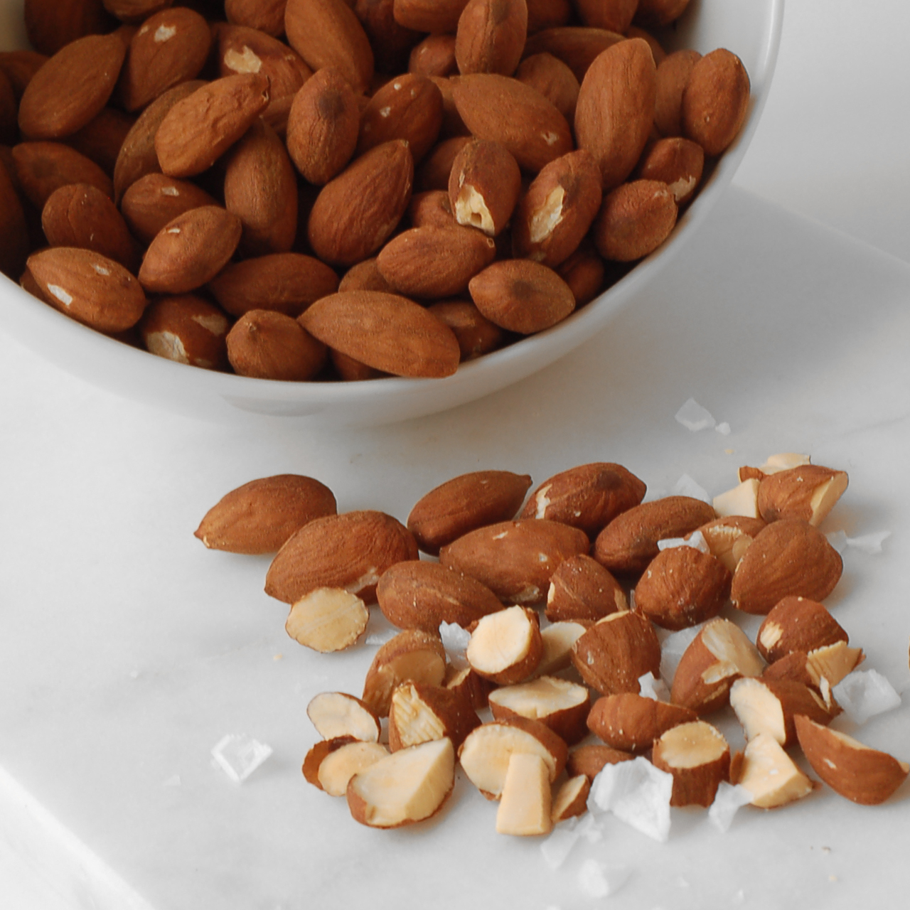 Ristede mandler med salt og Sukrin